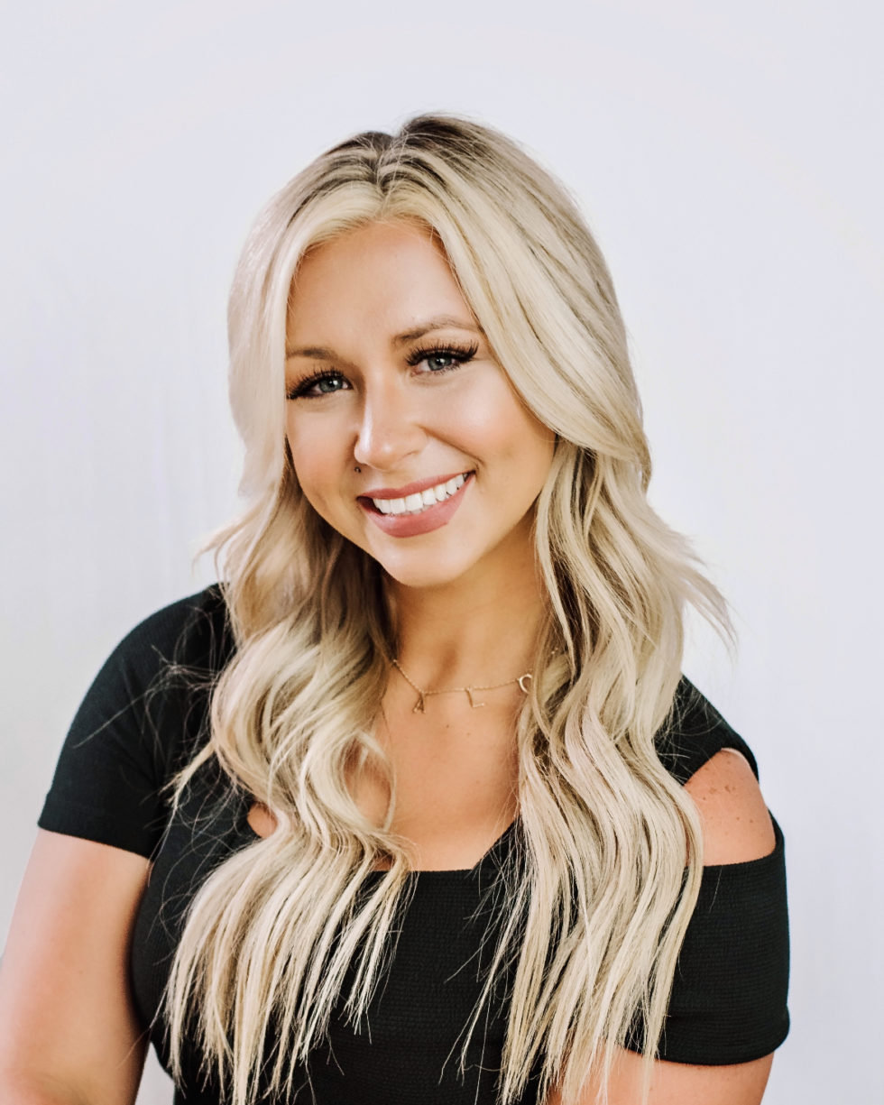 25 Coaches and Masterminds to KNOW and Support