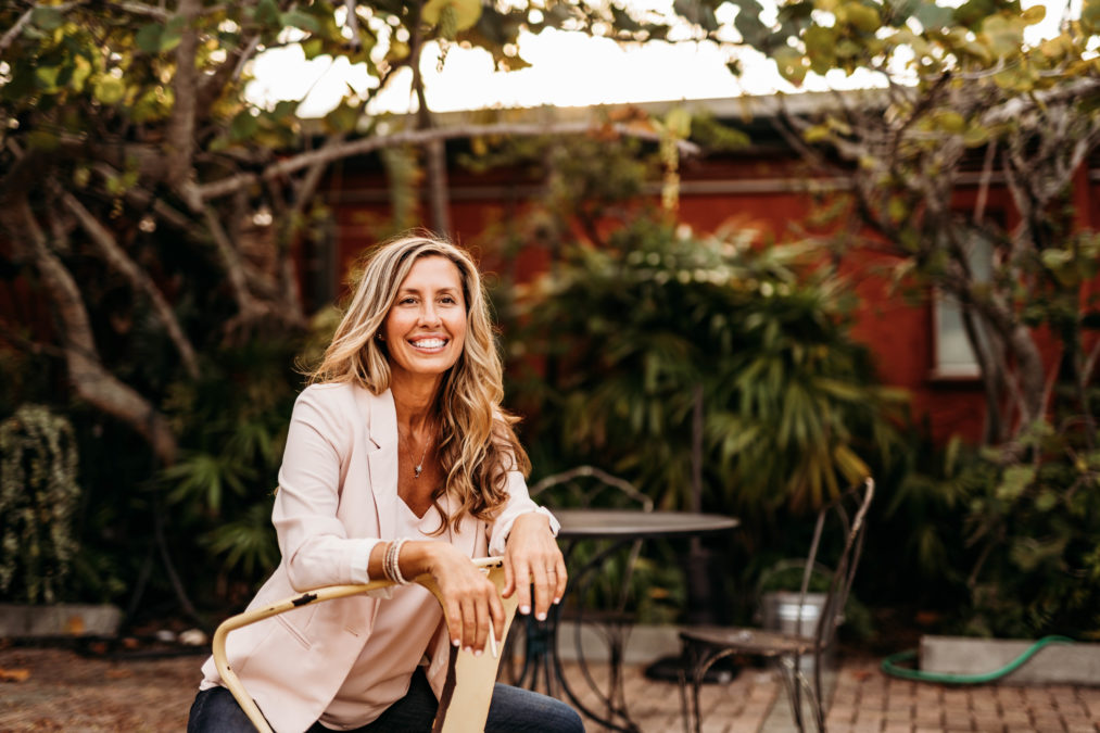 25 Coaches and Masterminds to KNOW and Support